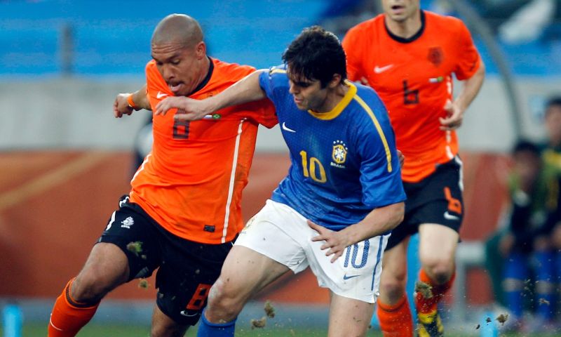 Kaká denkt nog wel eens aan WK 2010: 'Als mijn schot er in was gegaan ...