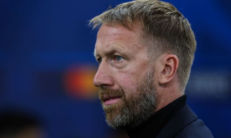 Potter verdedigt Félix na rode kaart: 'Duidelijk een tackle van een ...