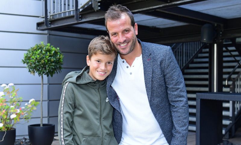Wie is Damian Van der Vaart, de zoon van Rafael die heeft getekend bij ...