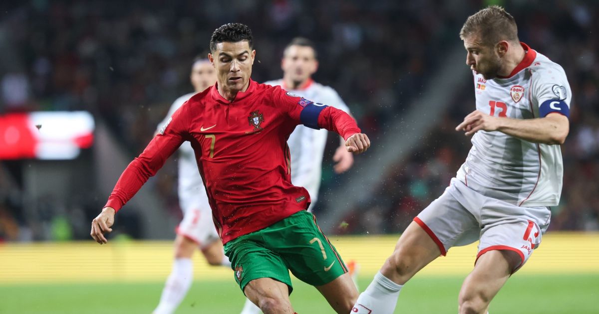 'Ronaldo tekent dit jaar nog contract bij Al-Nassr, Portugees in Dubai' - VoetbalNieuws